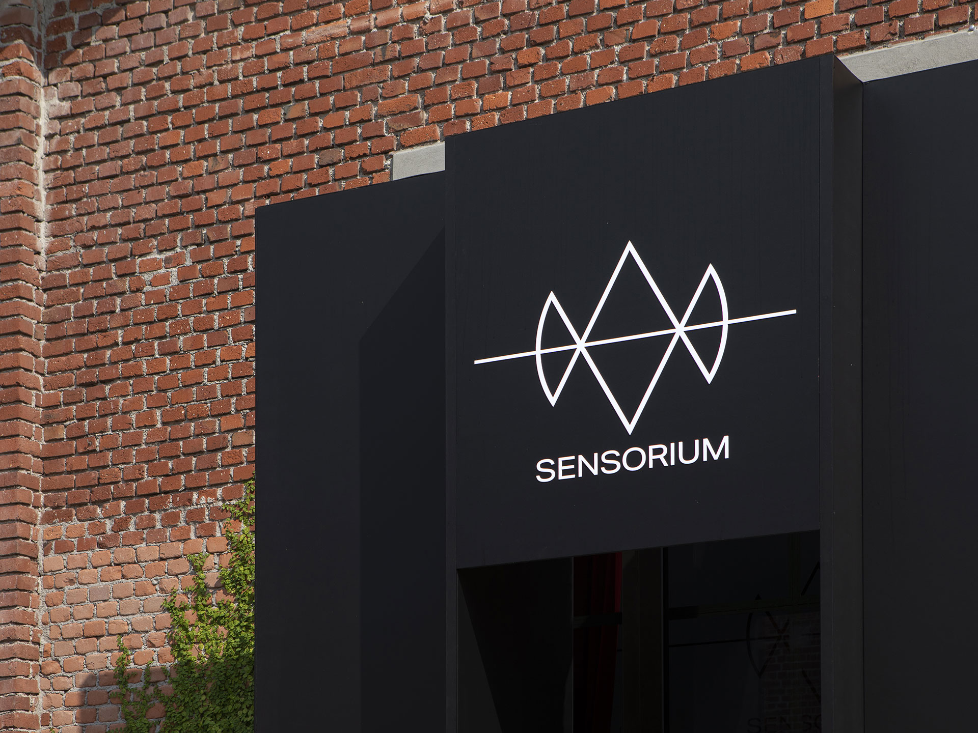 Gucci Sensorium, an AI based interactive and experiential exhibition ...